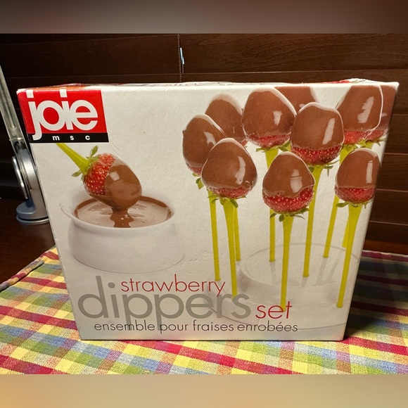 Kitchen | Strawberry Dipper Set By Joie | Poshmark